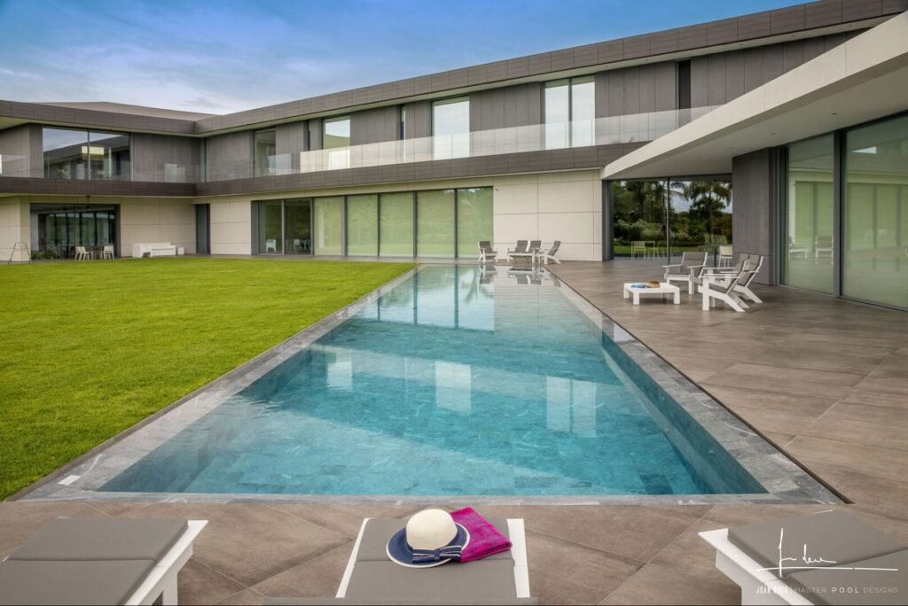 Panama 02 - Joan Roca Master Pool Designs